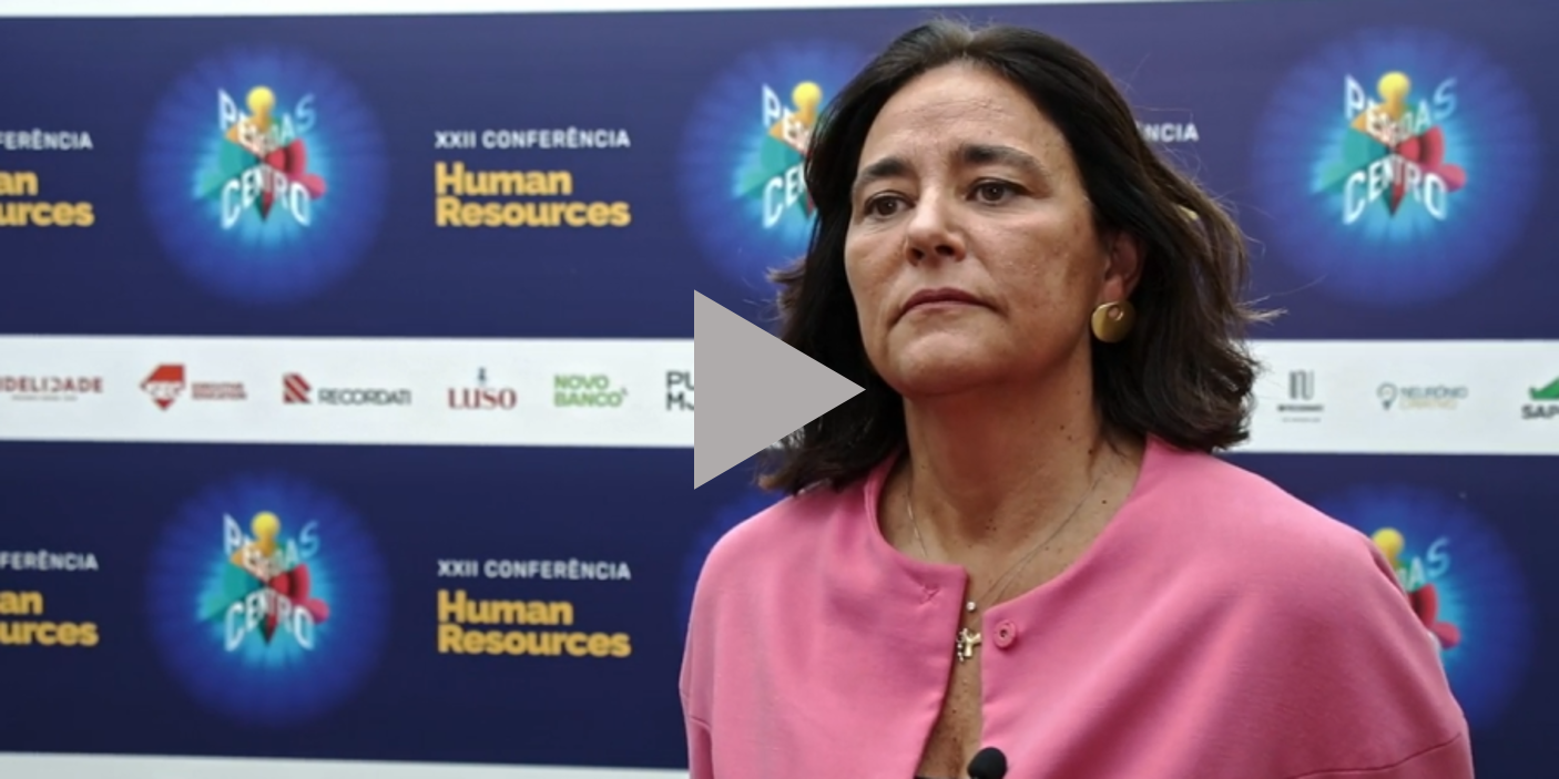Opinião num Minuto: Joana Queiroz Ribeiro, Directora de Pessoas e ...